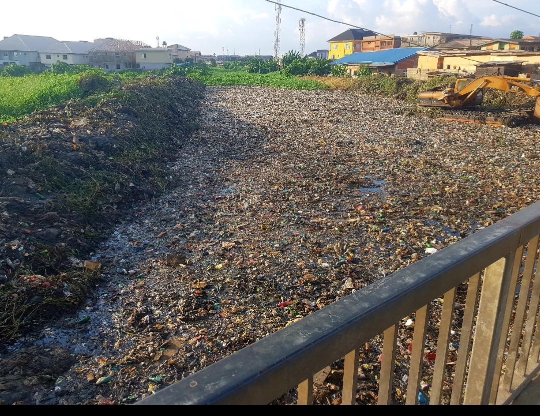 Lagos chokes on its own waste: Flood crisis a tale of neglect ...